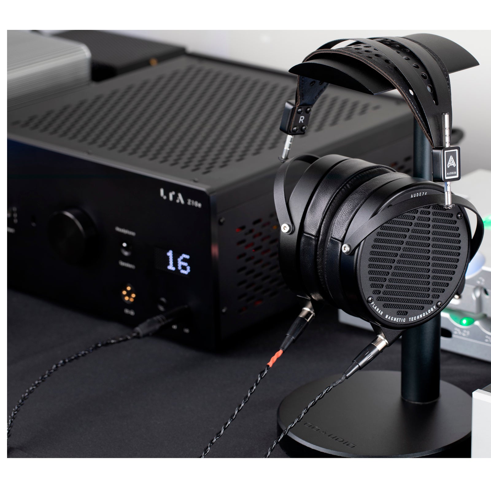 Audeze LCD-X - Over-ear høretelefoner - Lydspecialisten
